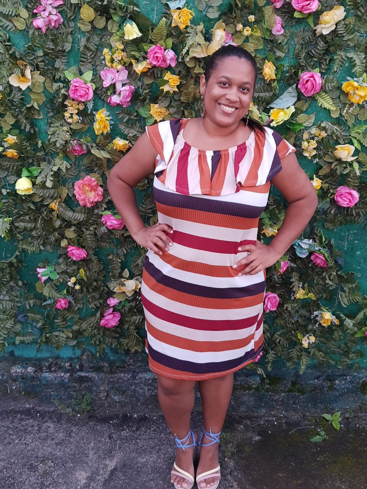 Dona De Casa De 29 Anos Morre Após Levar Choque Elétrico Ao Usar
