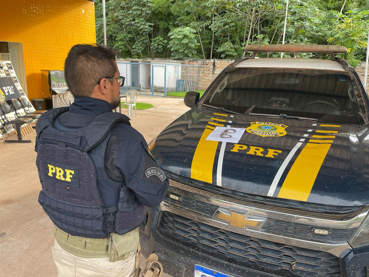 Homem com mandado de prisão em aberto por estupro e tráfico é preso ...