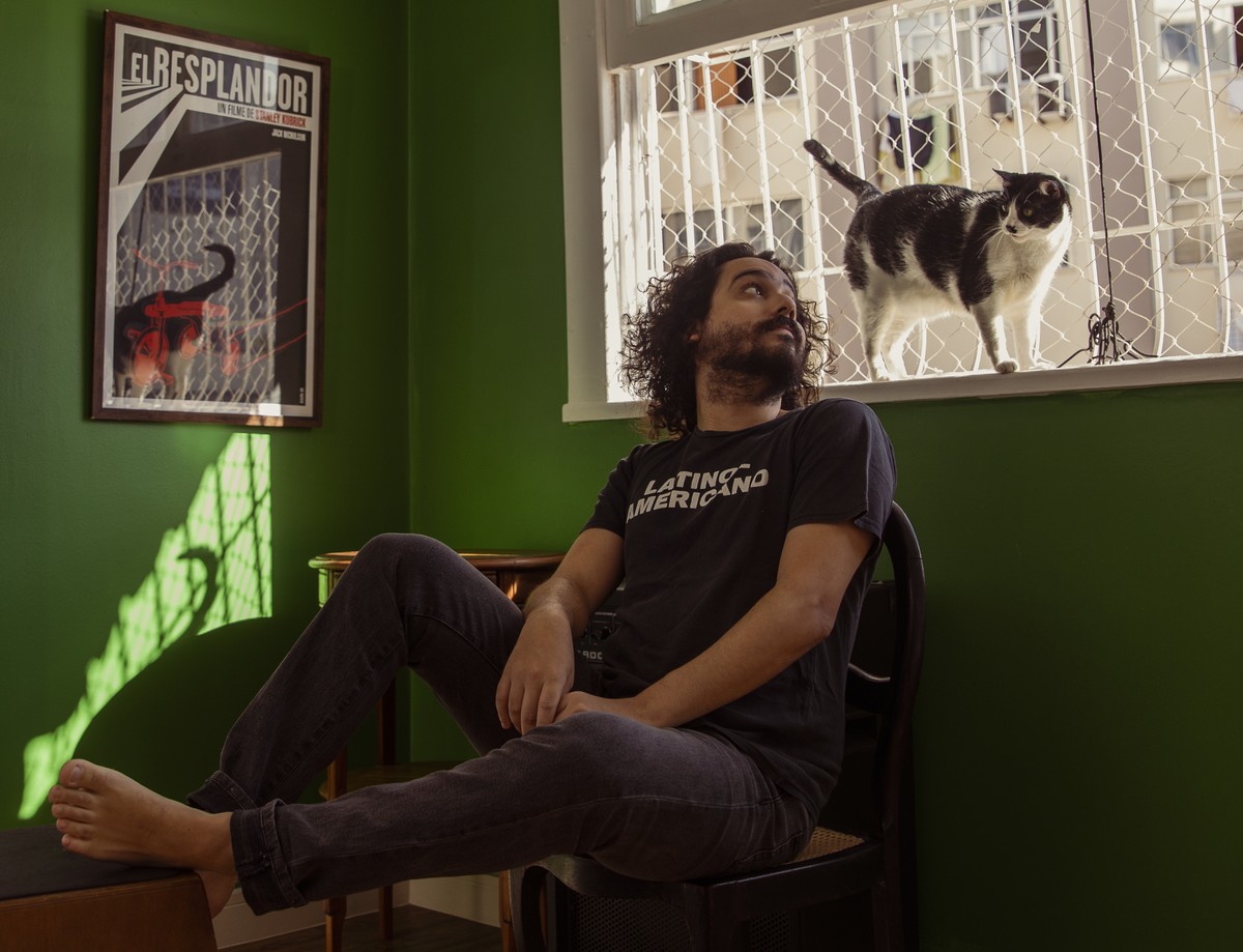 George Sauma anuncia o álbum autoral 'Só saudade' com single que inclui ...