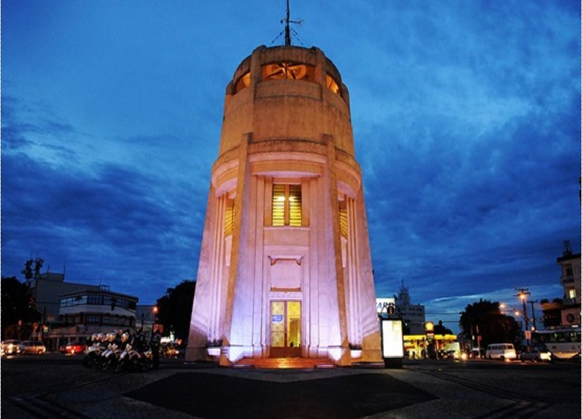 Torre do Castelo sedia festival de food trucks com temática do Dia das ...