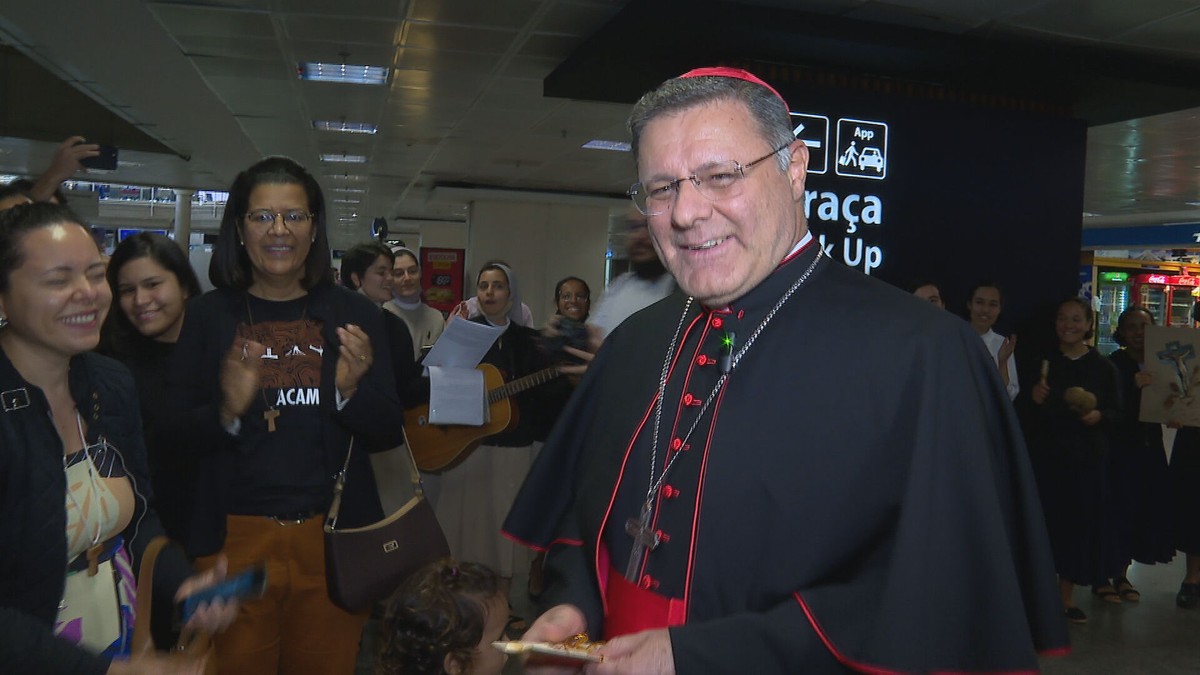 Nomeado cardeal, Dom Paulo Cezar Costa retorna a Brasília: 'Grande ...