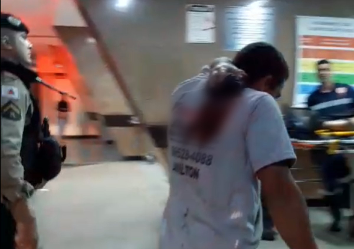 Motorista é esfaqueado depois de negar esmola a sem-teto em semáforo de BH | Minas Gerais | G1