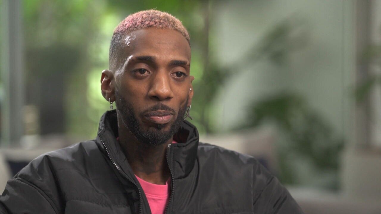 Vídeos inéditos mostram perseguição racista de vizinha ao influenciador ...