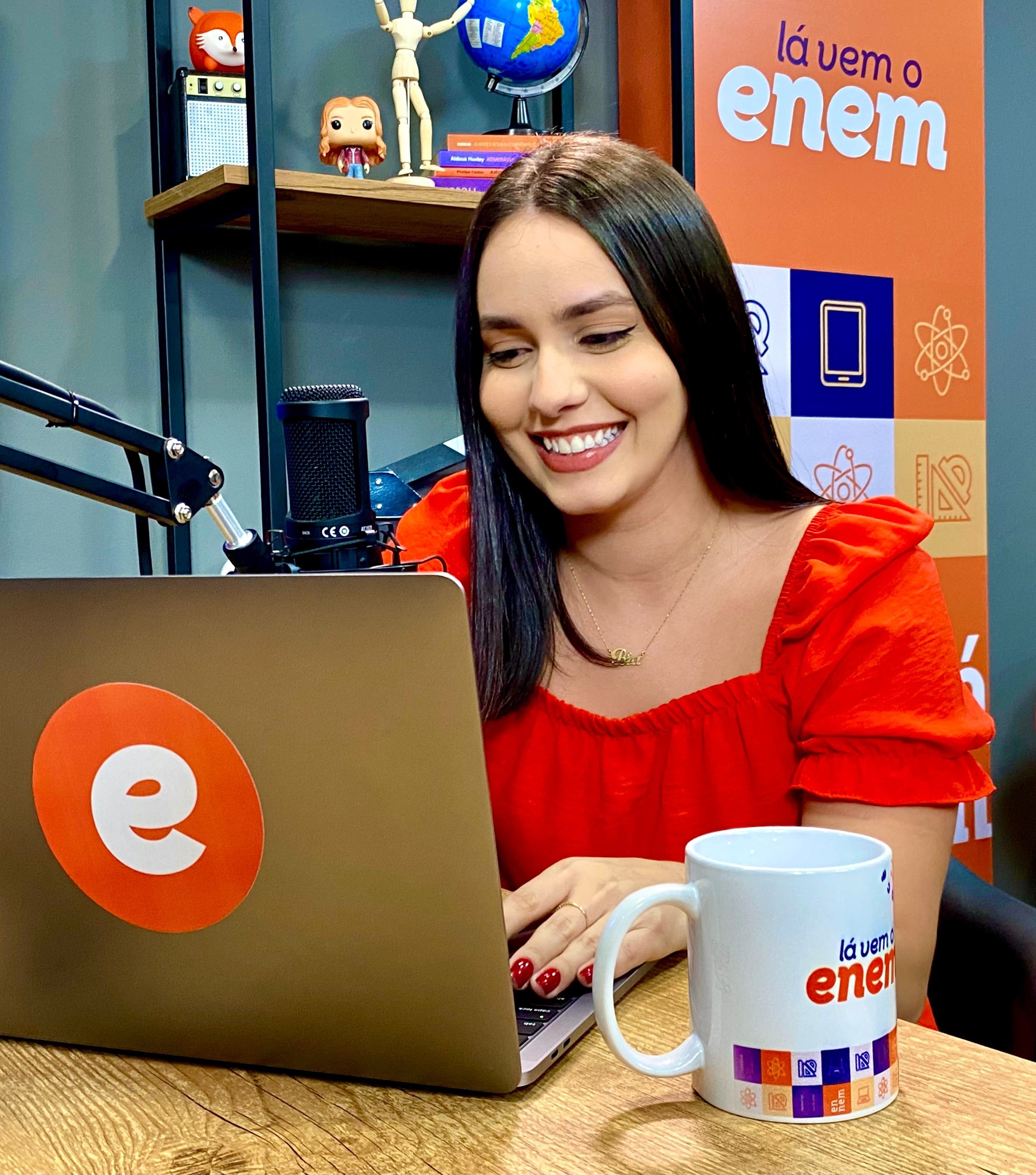 Videocast Lá Vem o Enem 2023: reveja todos os episódios