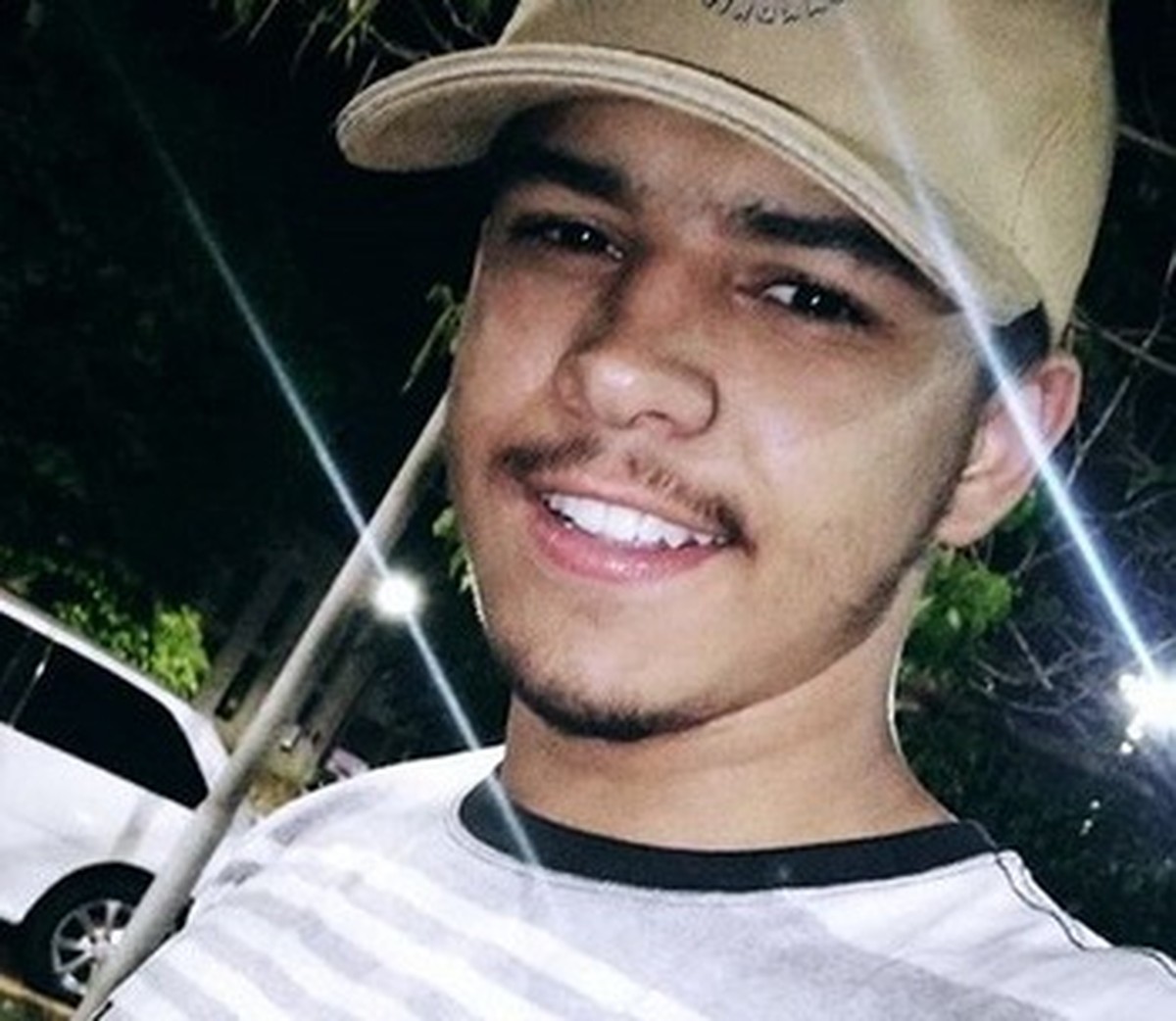 Policial militar em folga mata rapaz a tiro de pistola durante confusão ...