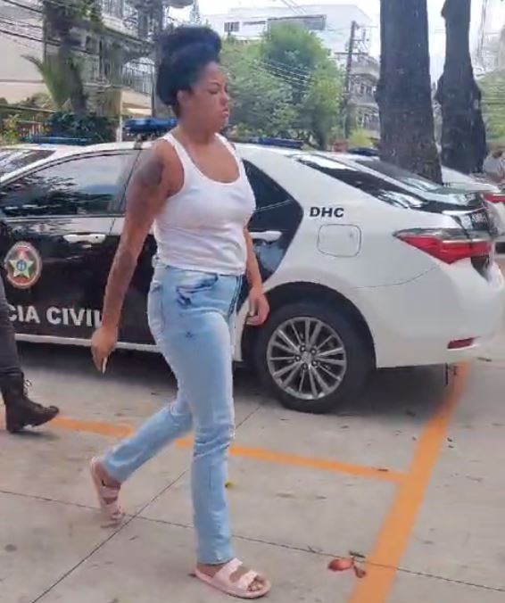 Mulher é presa por suspeita de matar marido a facada em Acari | G1