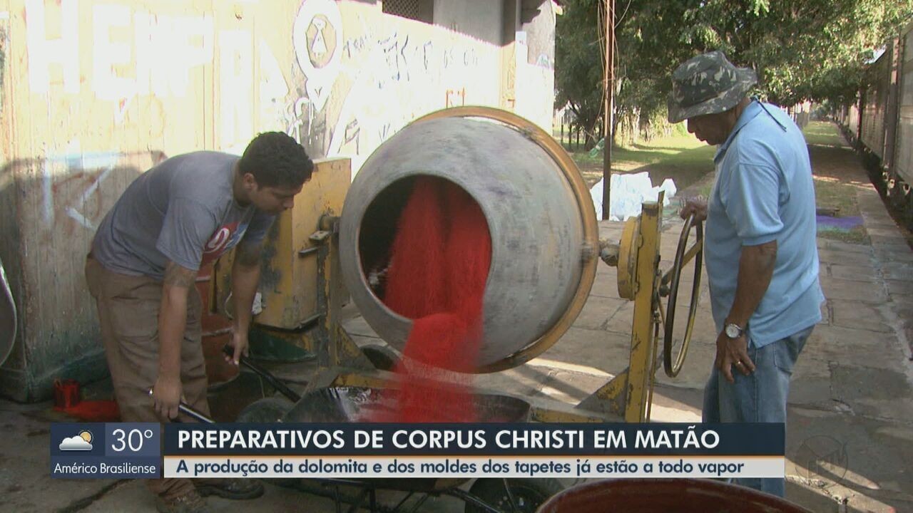 Fiéis de Matão preparam dolomita e moldes para confecção dos tapetes de ...