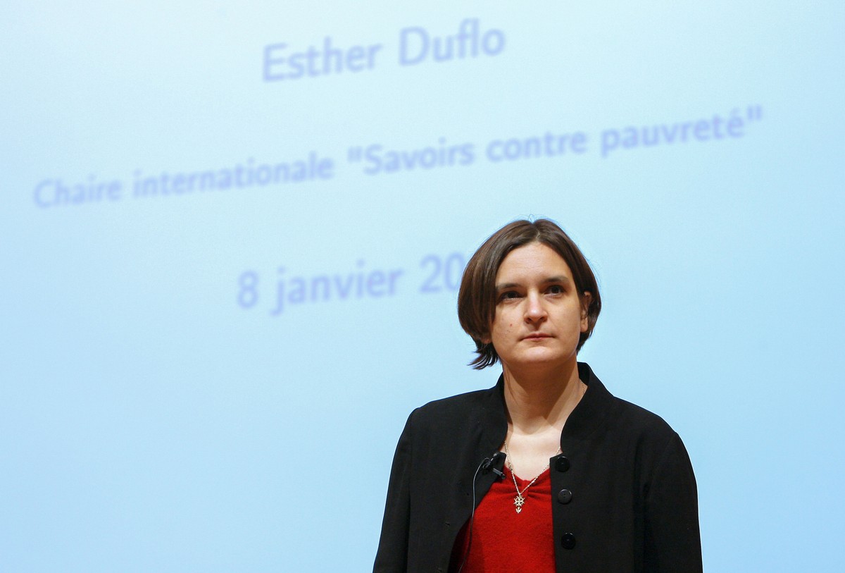 Esther Duflo, de 46 anos, é a mais jovem a ganhar Nobel de Economia ...