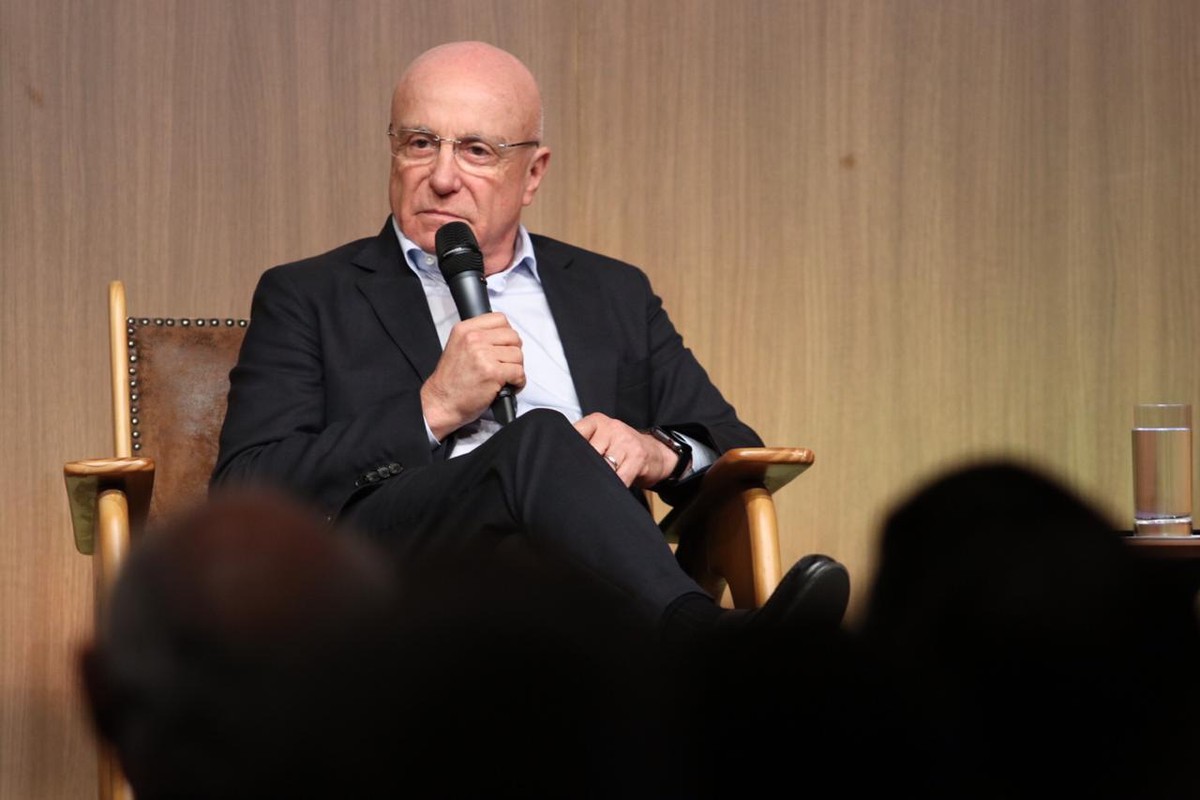 Objetivo é vender o máximo possível de imóveis da União, diz Salim ...