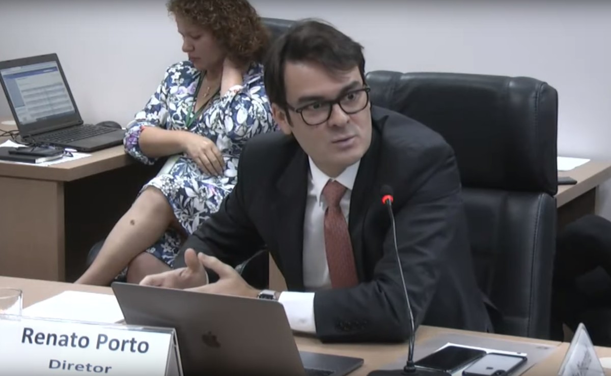 Renato Porto, um dos diretores da Anvisa, renuncia ao cargo | Ciência e ...