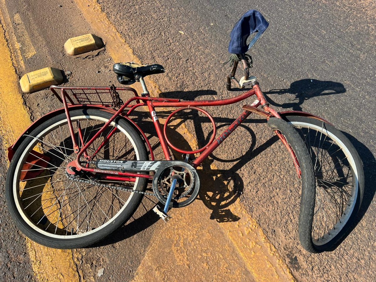 Idoso de 79 anos morre atropelado ao atravessar BR-277 empurrando bicicleta, afirma PRF | Oeste ...