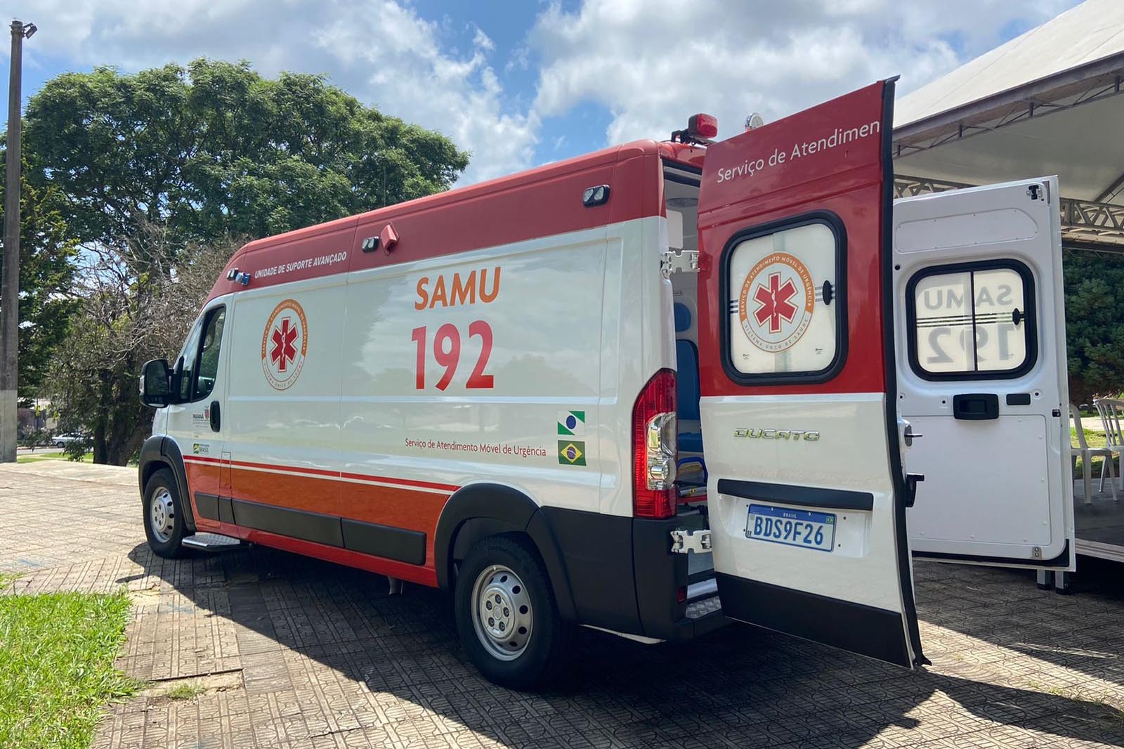 Samu em Uberlândia: Ministério da Saúde anuncia 11 ambulâncias