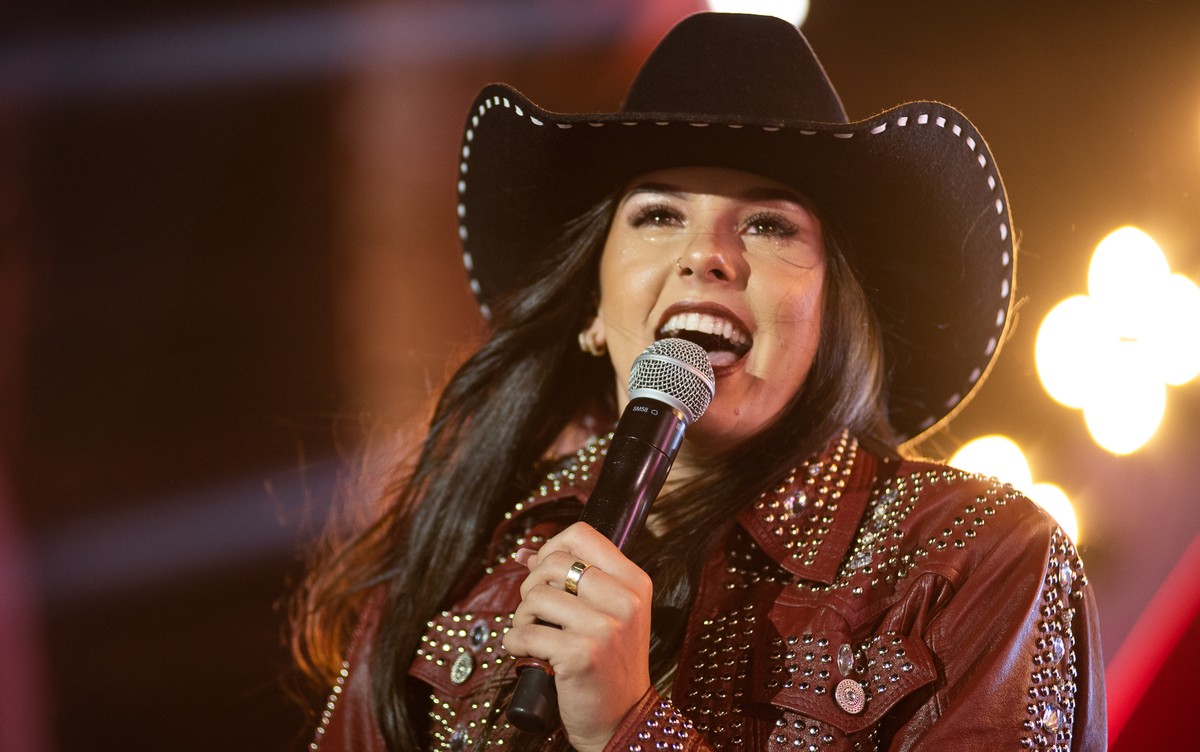 Estilo de Ana Castela é o mais pedido em salões de beleza por mulheres ...