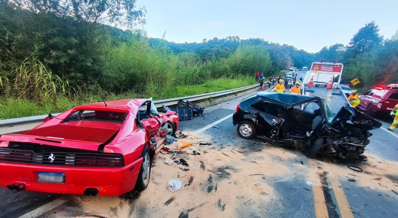 Irmã diz que mulher que teve carro atingido por Ferrari teve fraturas e ...