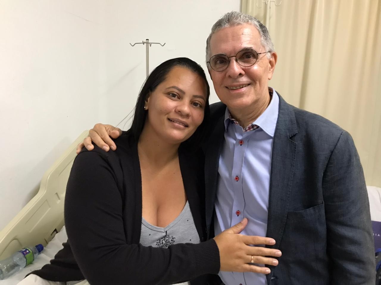 Pernambucana é primeira paciente amputada do Brasil a receber implante ...