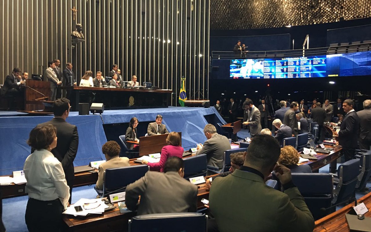 Senado aprova nova etapa da repatriação; parentes de políticos ficam de ...