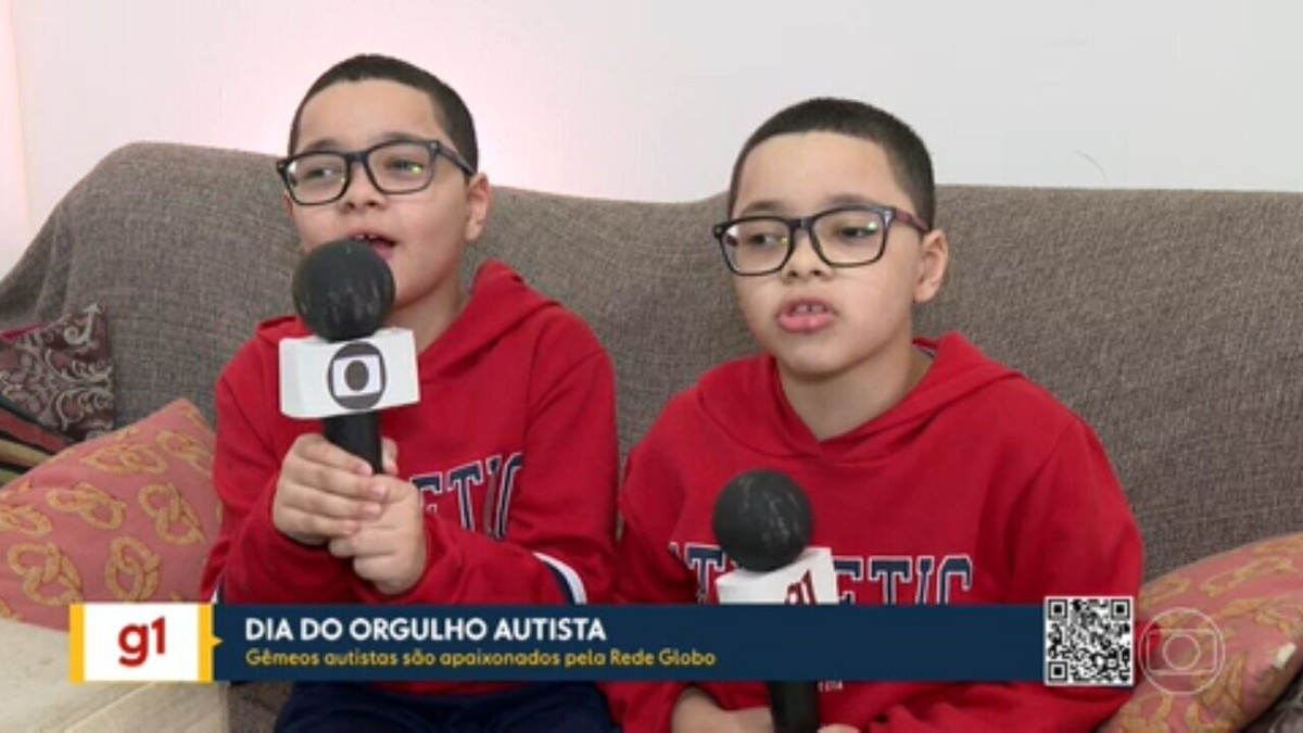 Gêmeos com autismo se apaixonam pela Rede Globo, e fascínio os leva a ...