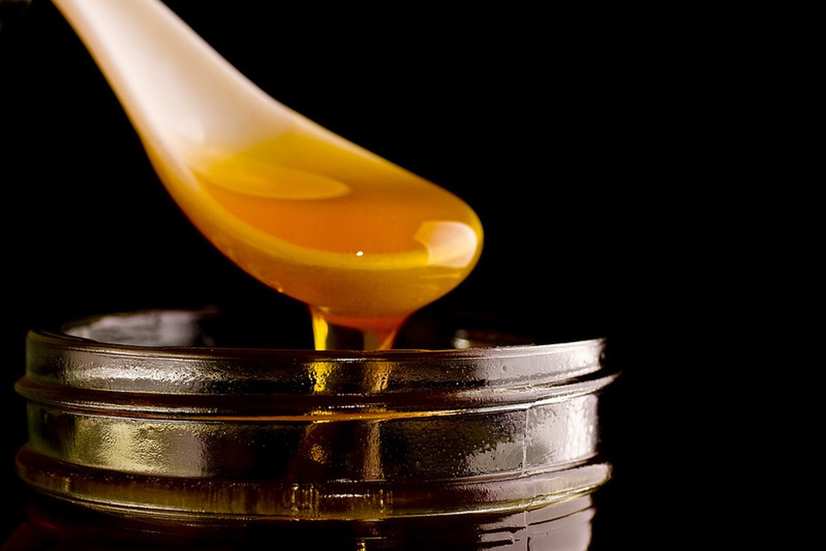 Mel falso, adulterado ou fraudado: saiba quais os riscos, como ...