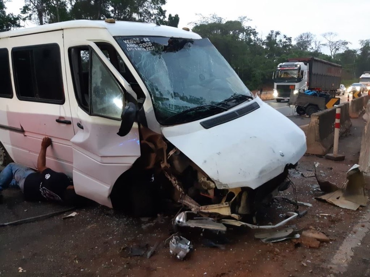 Acidente com van deixa feridos na BR-381, em Barão de Cocais | Minas ...