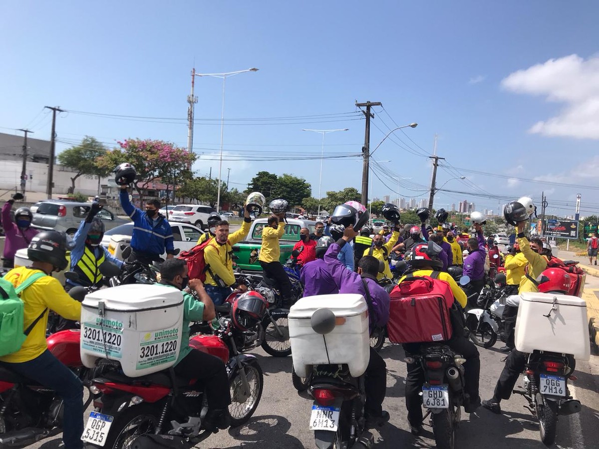 Após Morte De Entregador Em Acidente De Trânsito Motociclistas