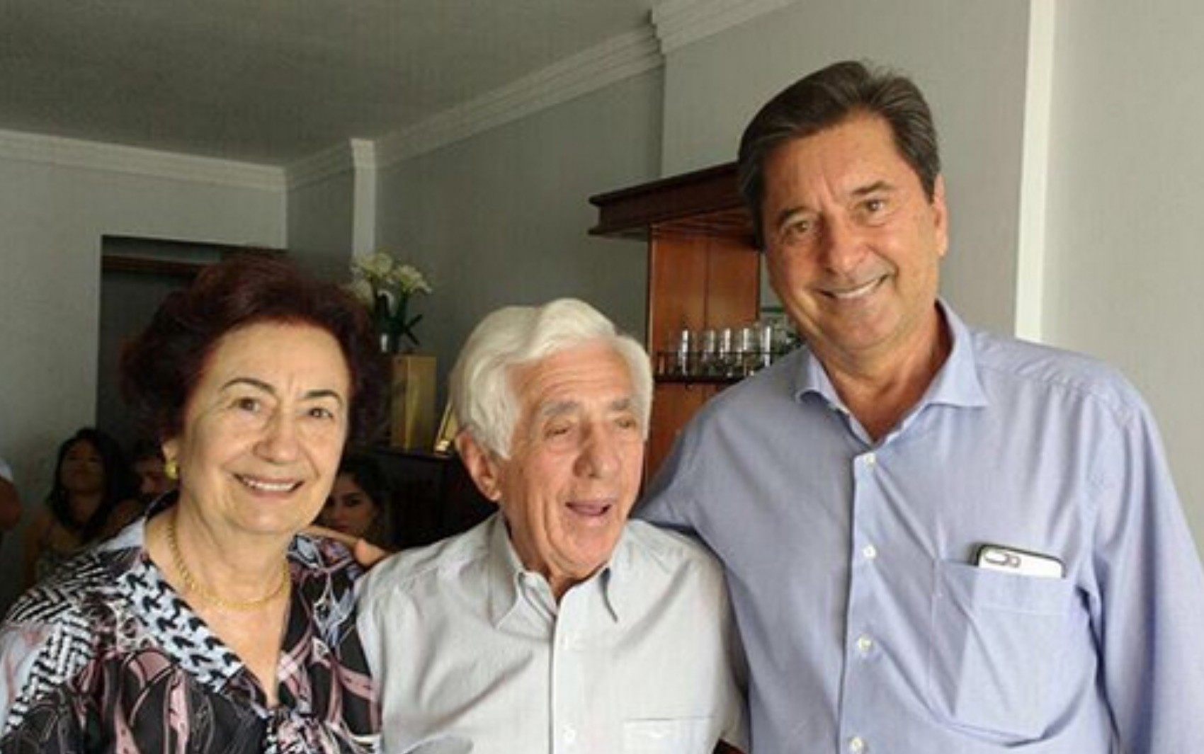 Ex-governador Maguito Vilela perde a segunda irmã vítima de Covid-19 em ...