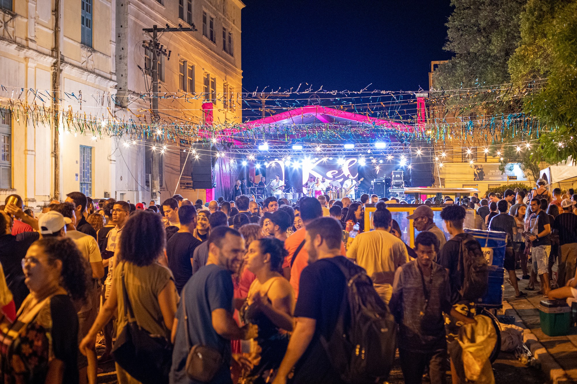 Shows, maculelê, brincadeiras circenses... veja a programação do ...