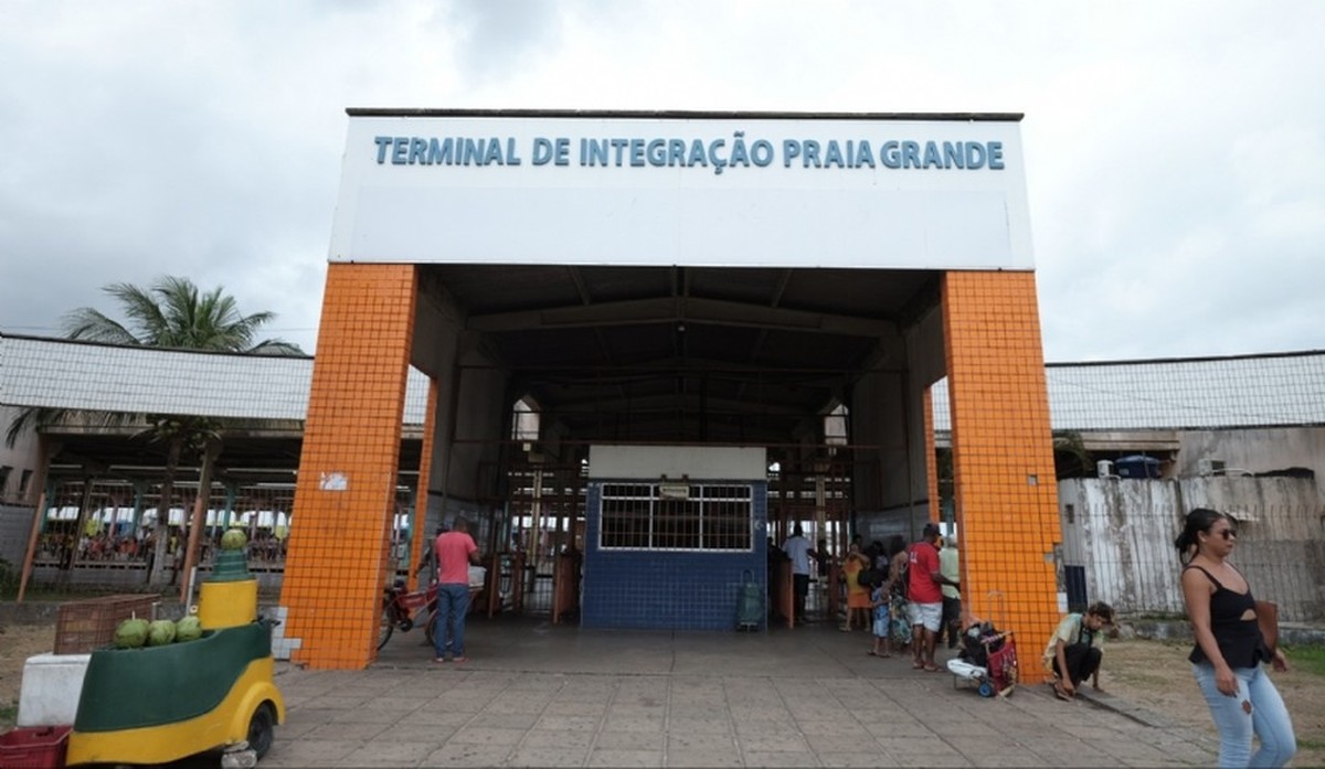 Após decisão da Justiça, plataformas I e II do Terminal Praia Grande ...