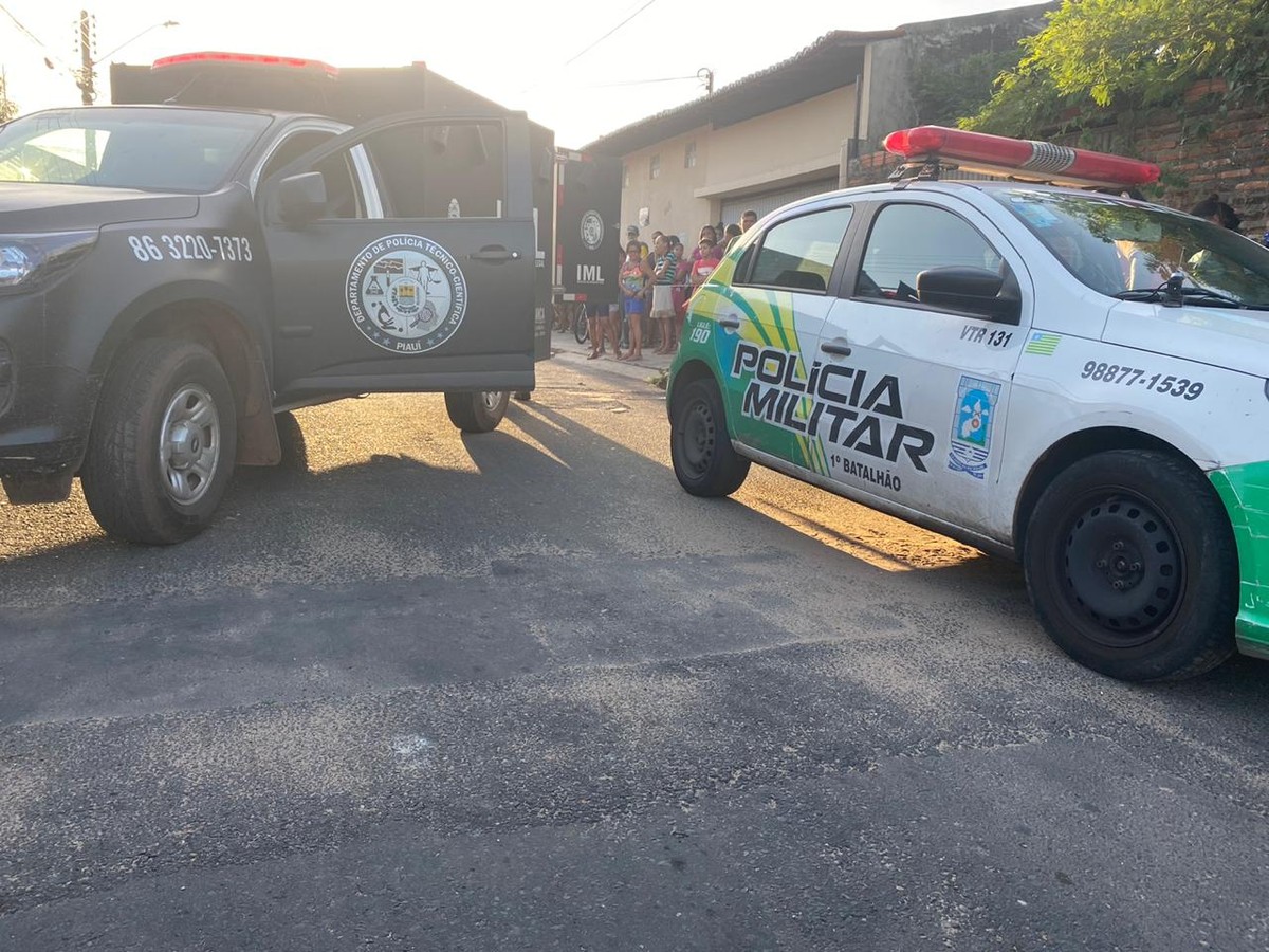 Homem é Morto A Tiros Por Dupla Em Moto Na Zona Norte De Teresina