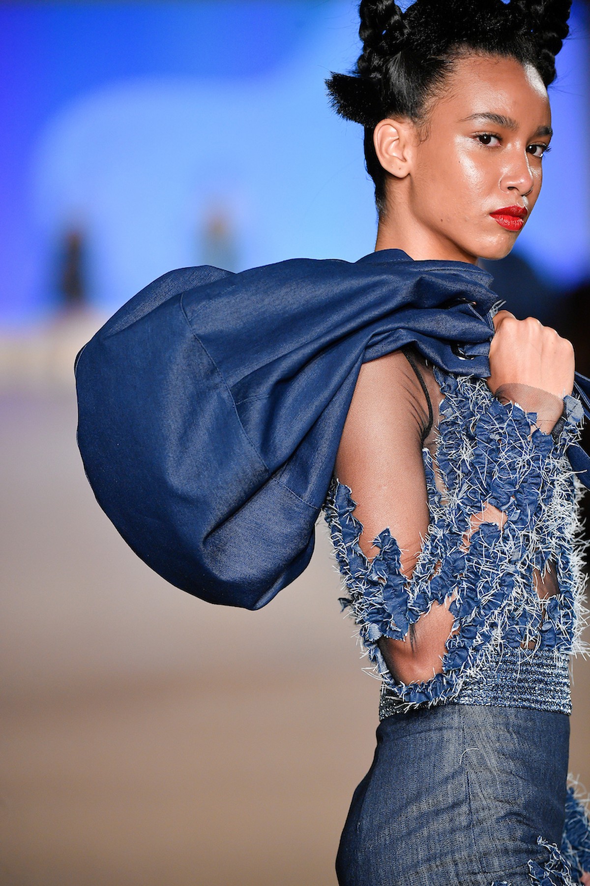 Passarela têxtil mostra toda cor e versatilidade do algodão em desfile ...