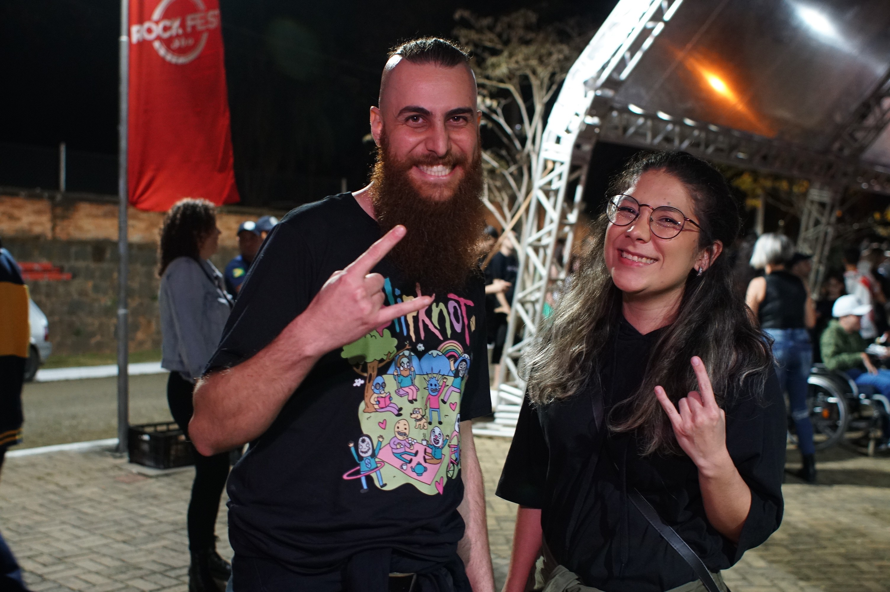Crypta: quem é a banda brasileira que colocou o death metal feminino ...