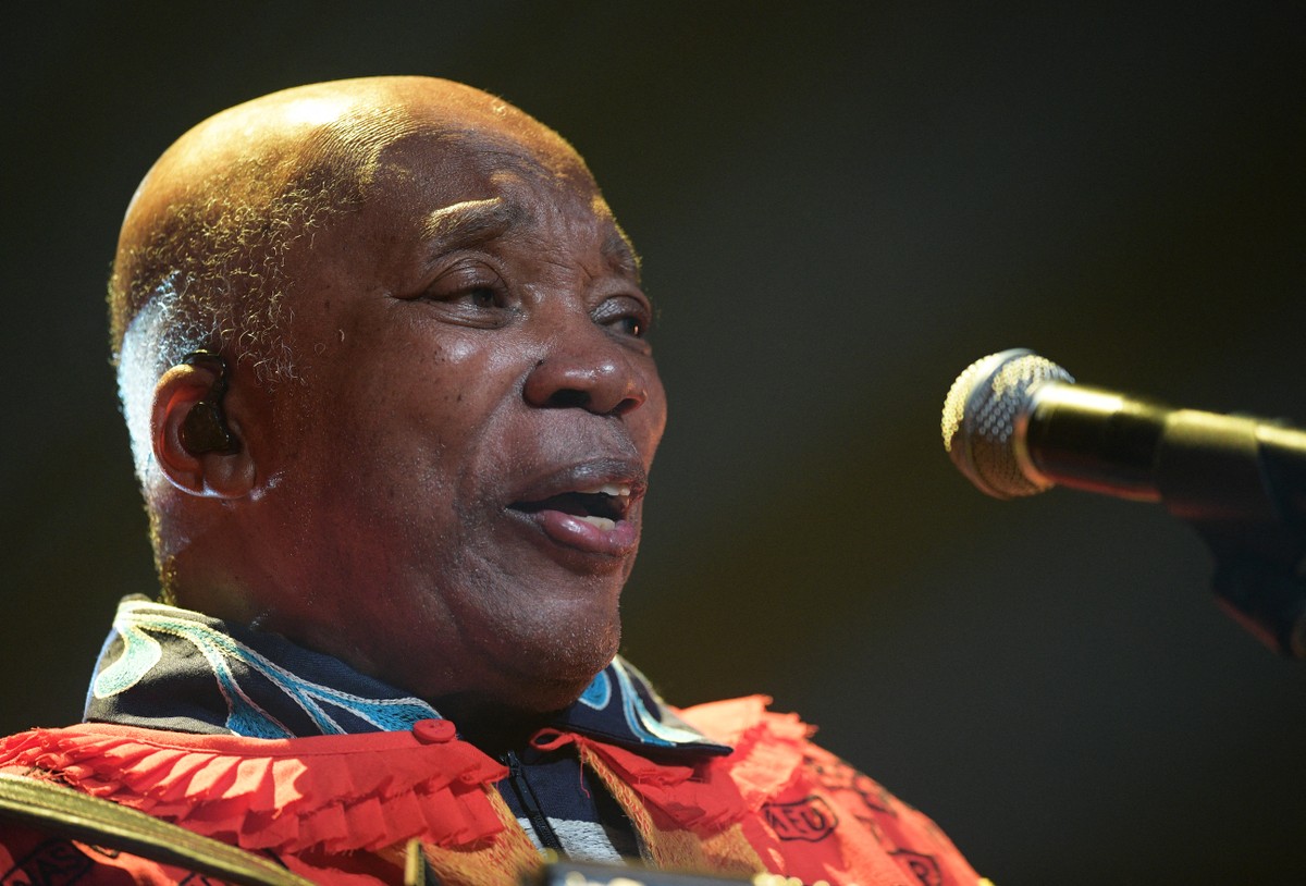 Milton Nascimento se consagra na eternidade das canções que alicerçam ...