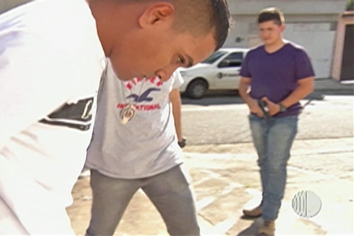 Polícia Prende Suspeito De Fazer Parte De Quadrilha De Roubo De Casas