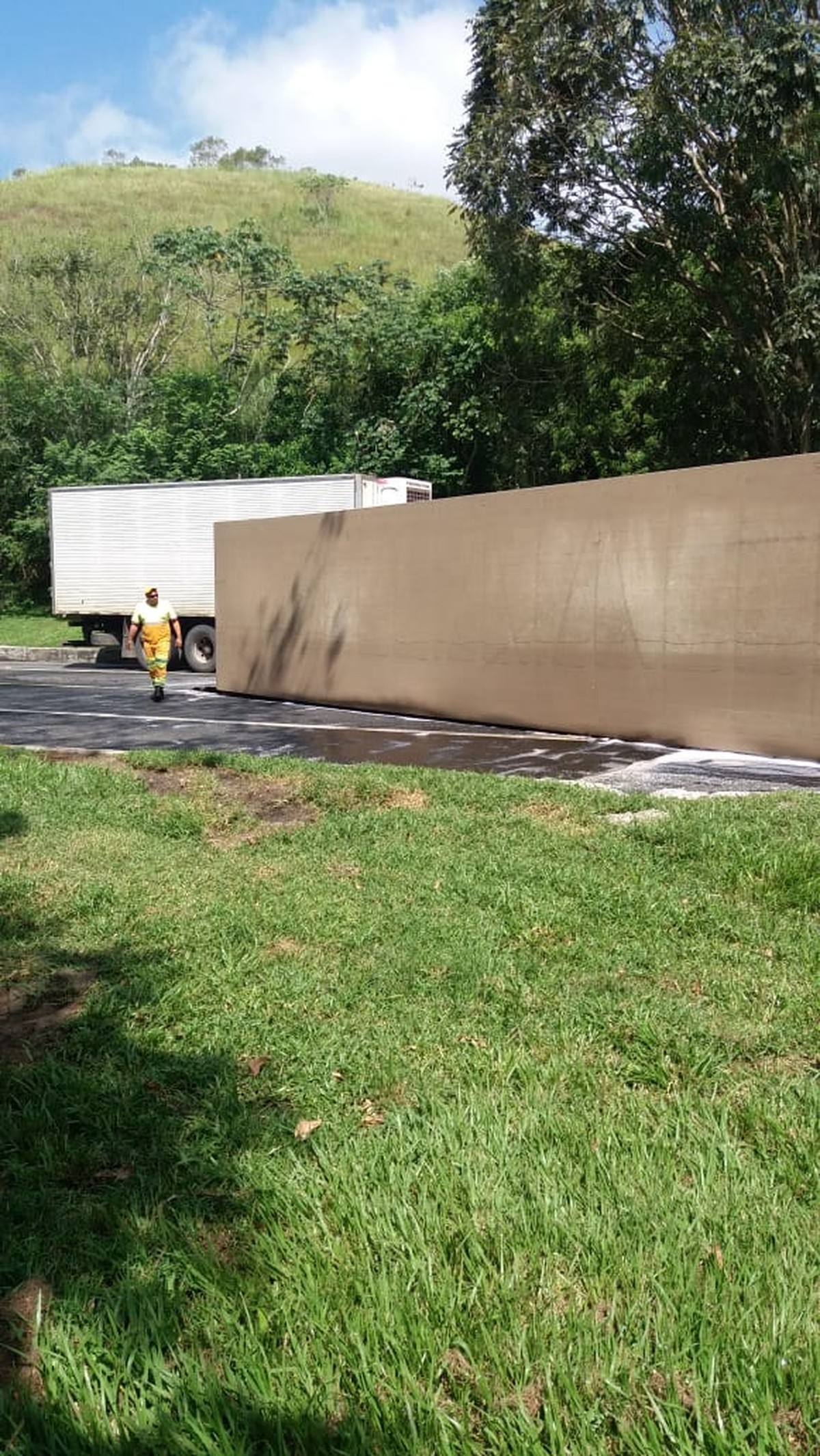 Via Dutra tem manhã de sábado com trânsito tranquilo no Sul do Rio de ...