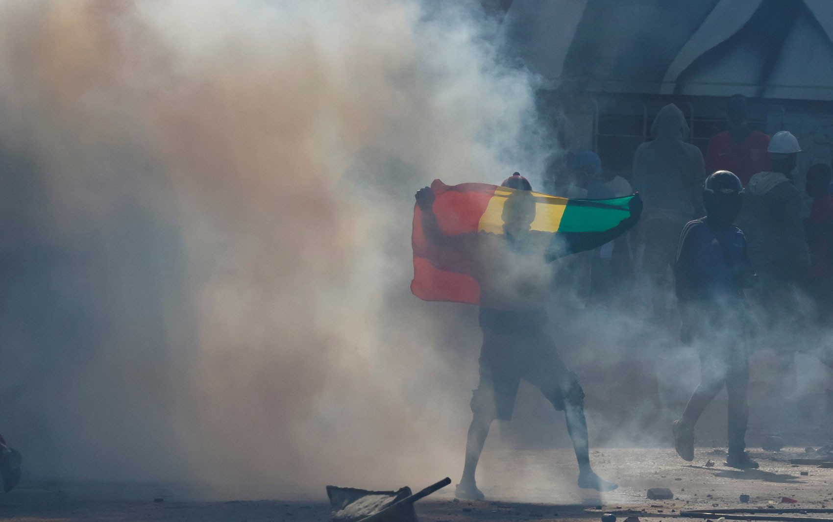 Protestos após prisão de líder de oposição no Senegal deixam morto ...