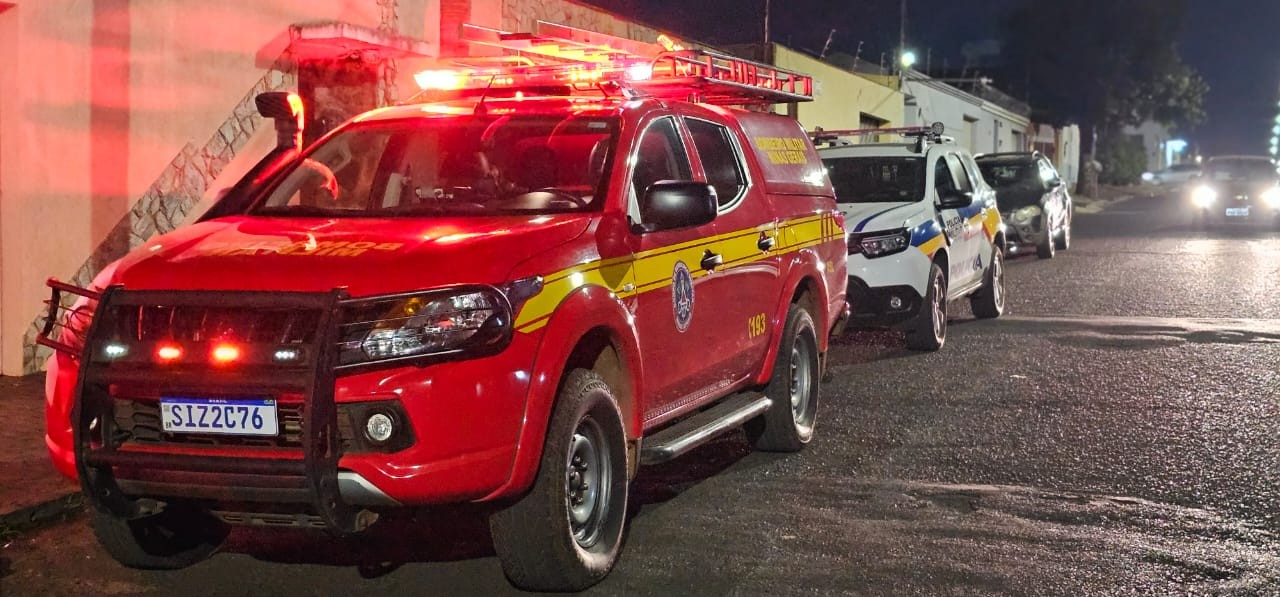 Mulher morre afogada em piscina em Uberlândia