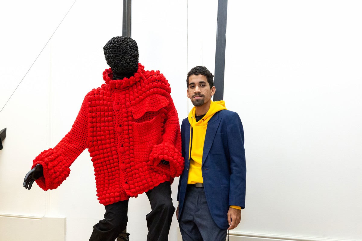 Do desenho livre aos croquis de moda: David Lee desenvolve sua ...