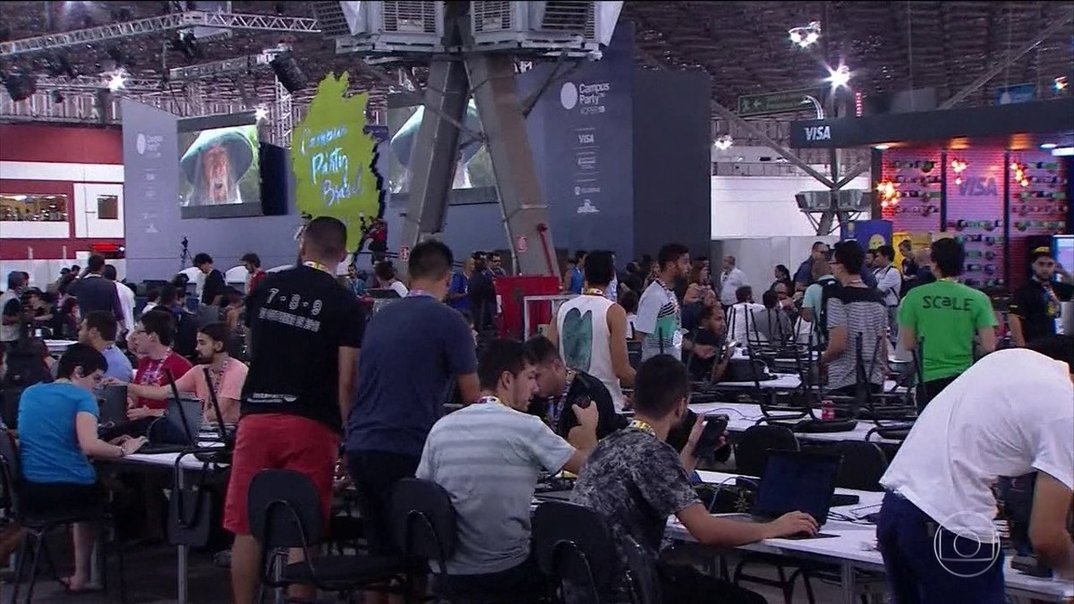Campus Party 2017 reúne 1,1 mil jovens em área de 'camping' | Campus ...