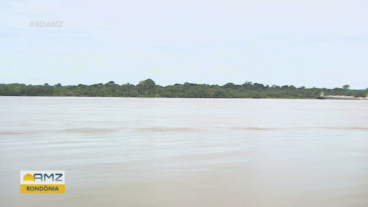 Rio Madeira chega a 15,99 metros, mas nível recua 14 centímetros em ...