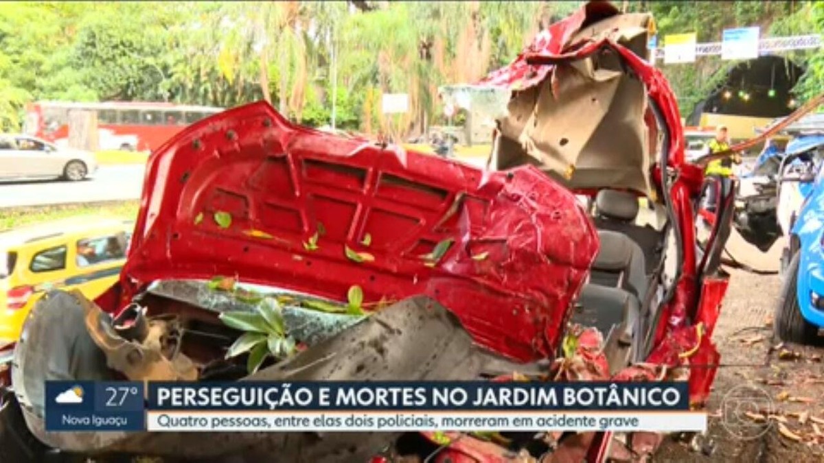 Carro perseguido até acidente com 4 mortos tinha marca de bala na porta ...