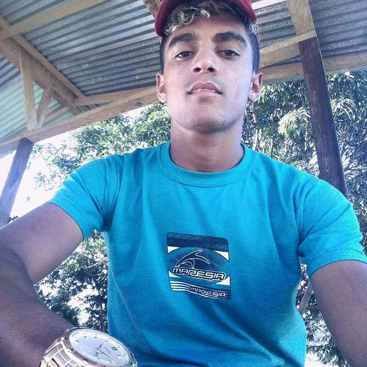 Jovem é Morto A Tiros Na Frente Da Esposa E Sogra é Baleada Na Zona