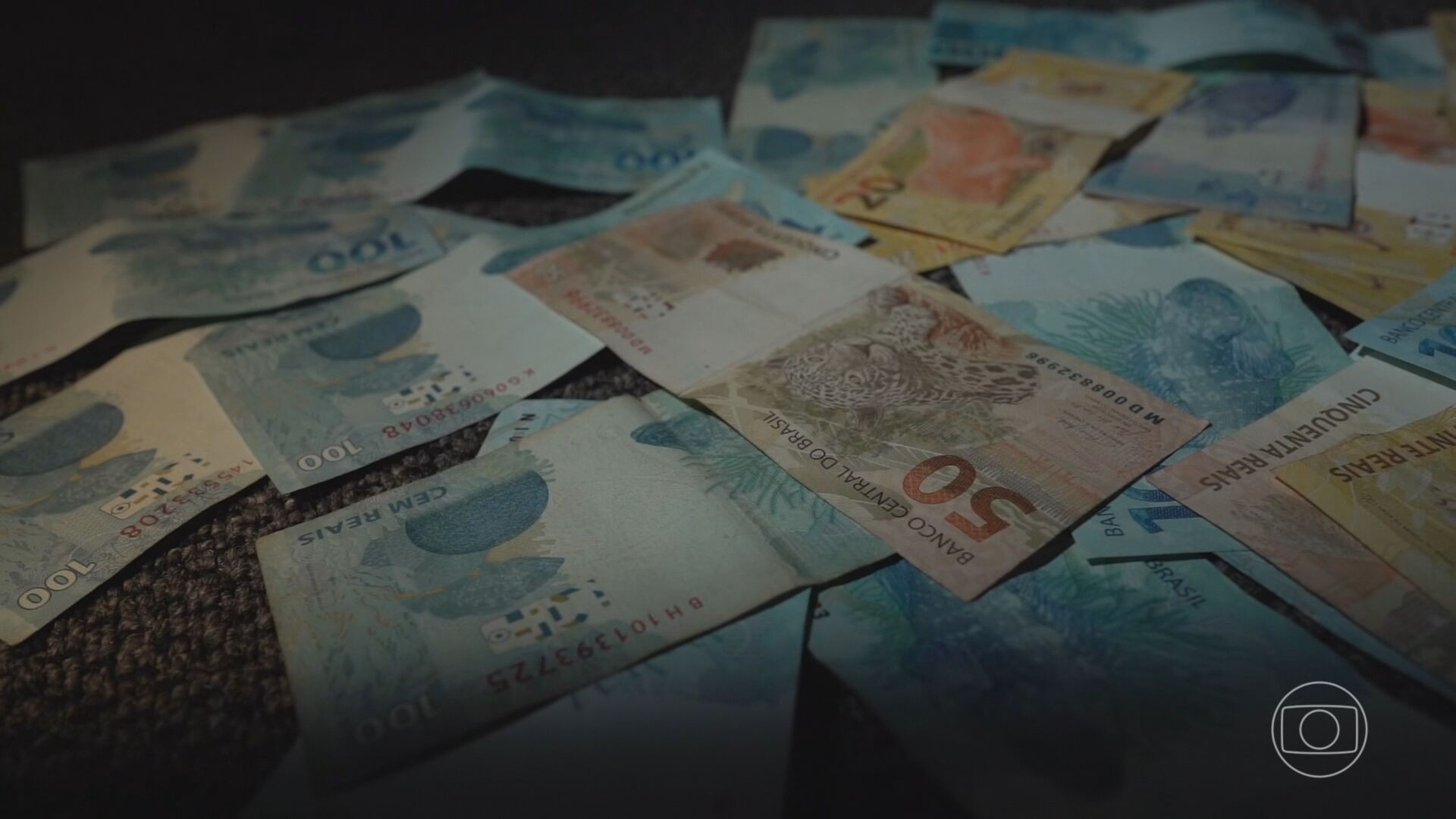 Pesquisa revela que brasileiros são alvos de mais de 4,6 mil tentativas de golpe financeiro por ...