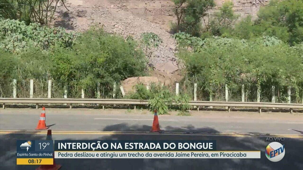 Após deslizamento de pedra, trecho da Estrada do Bongue tem faixa ...