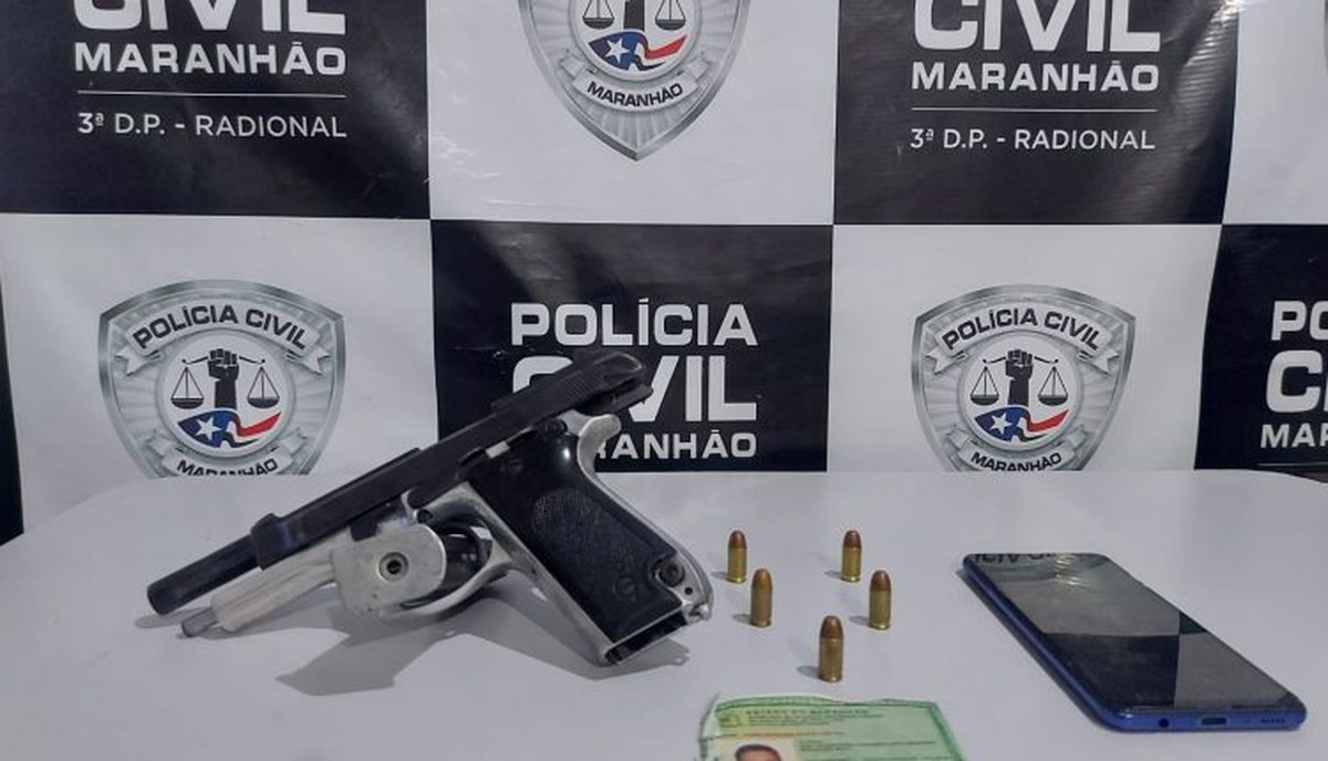 Presos Suspeitos De Roubarem Cerca De R 230 Mil De Comércio Em São
