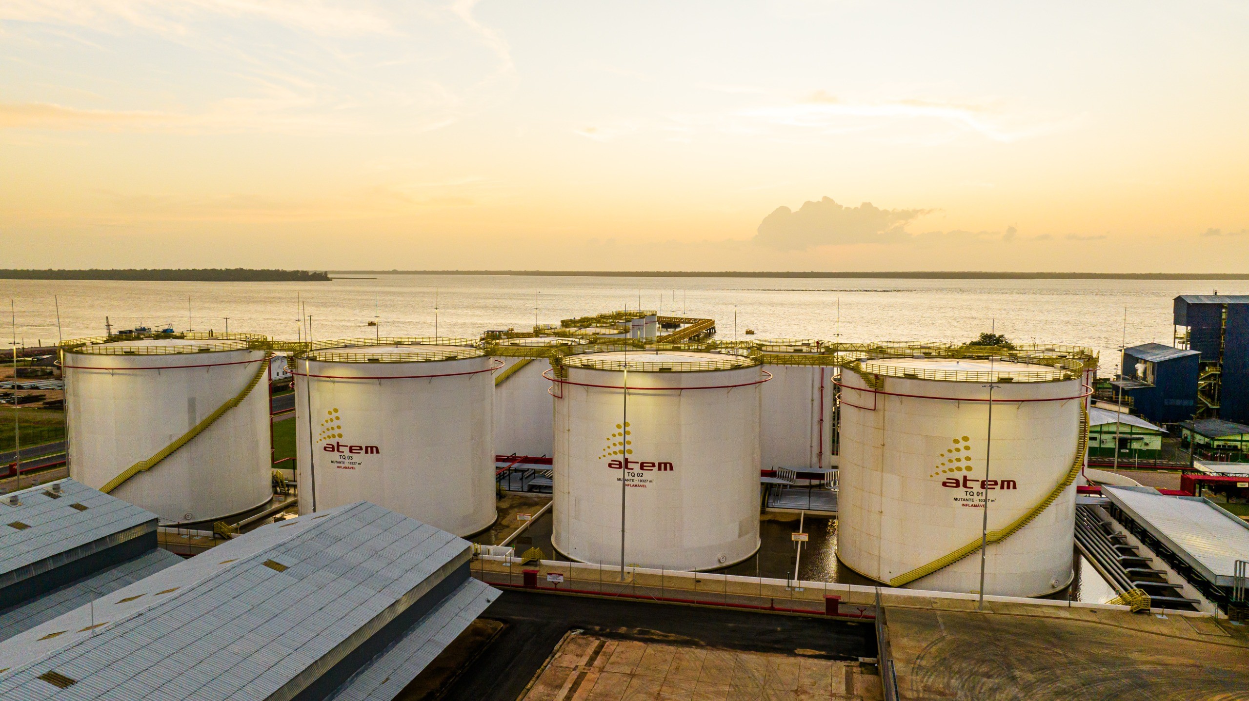 Atem recebe o Prêmio Líderes da Energia 2025 na categoria Petróleo ...