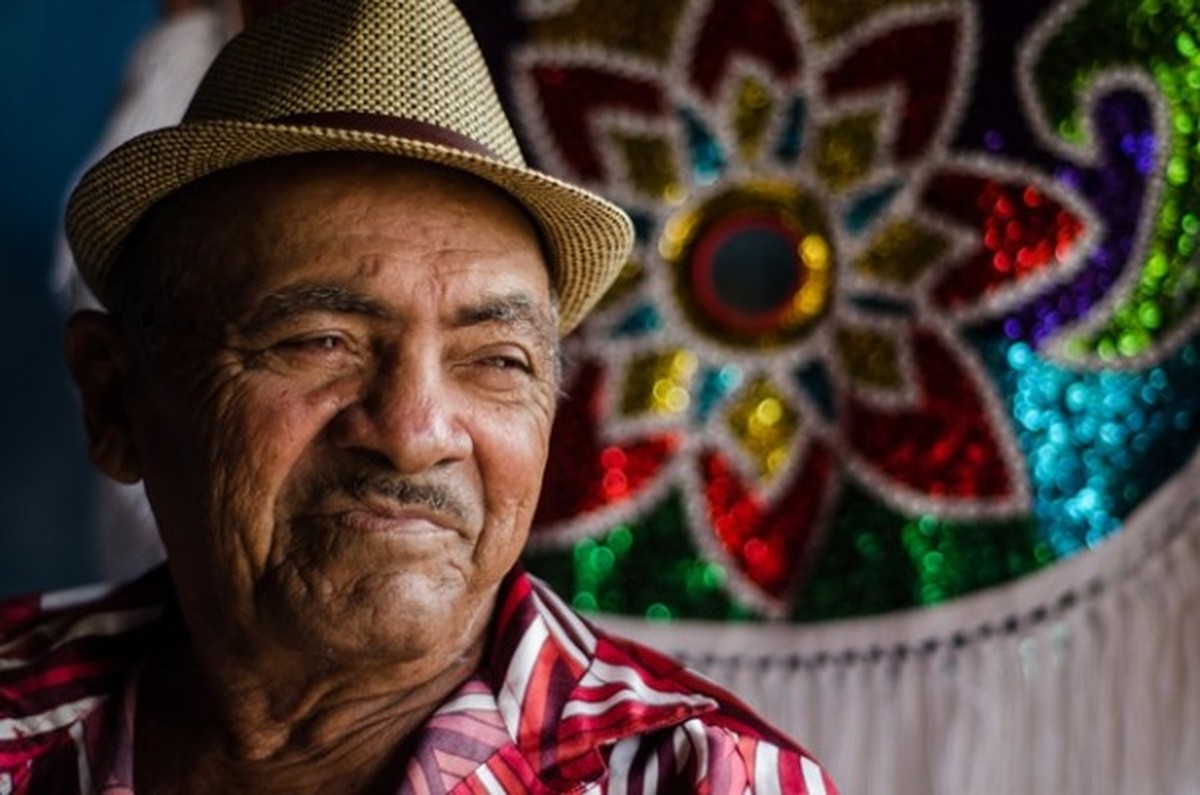 Morre aos 79 anos o mestre Biu Alexandre, fundador do Cavalo-marinho ...