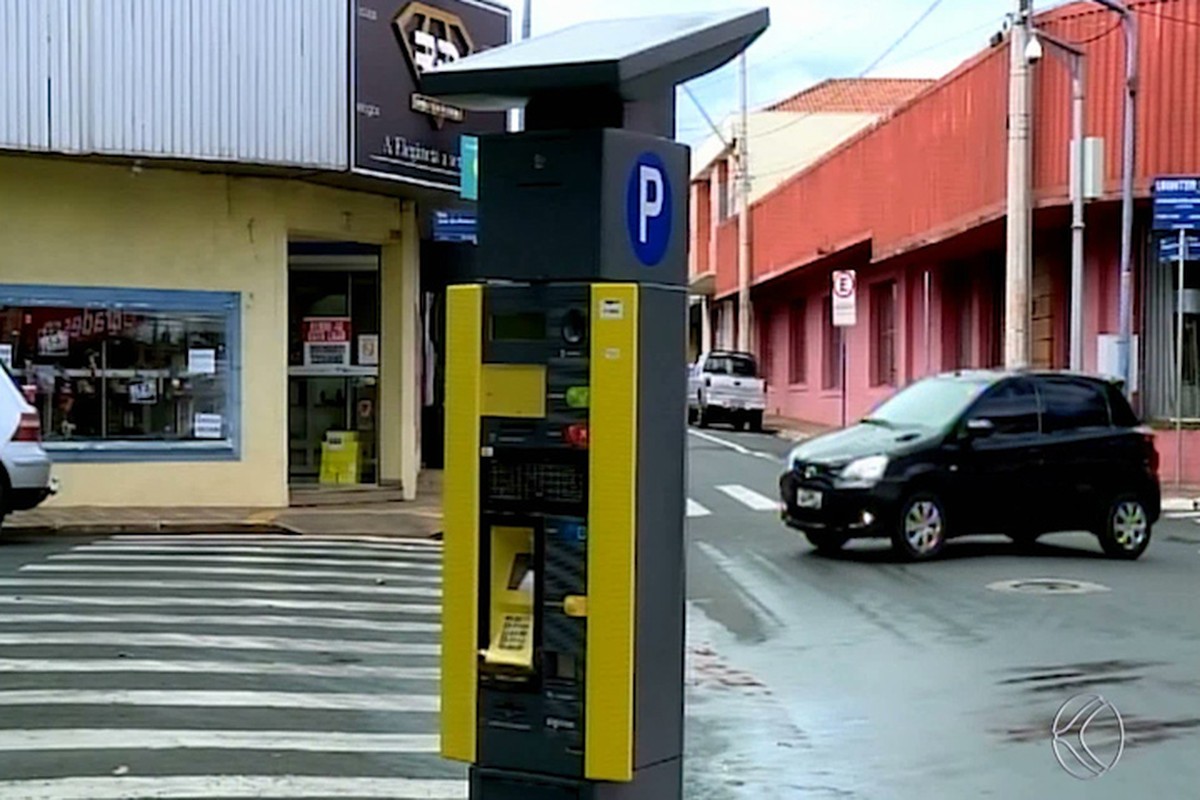 Multas do estacionamento rotativo voltam a ser cobradas em Uberaba | Triângulo Mineiro | G1
