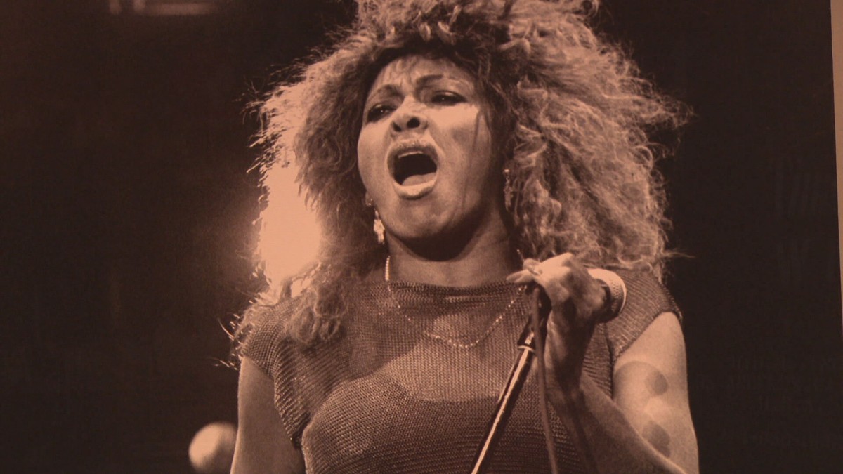 Exposição Em Sp Celebra Vida E Carreira De Tina Turner Mis Lamenta