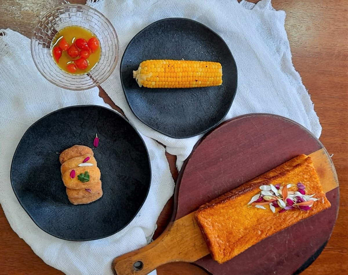 Aprenda a fazer um croquete de milho crocante e um cremoso bolo de ...
