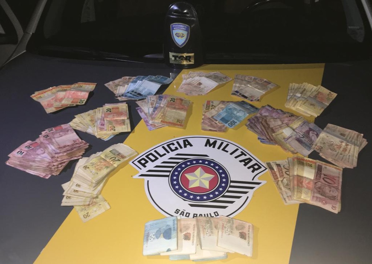Homem é Preso Após Tentar Subornar Policiais Com R 21 Mil Na Rodovia