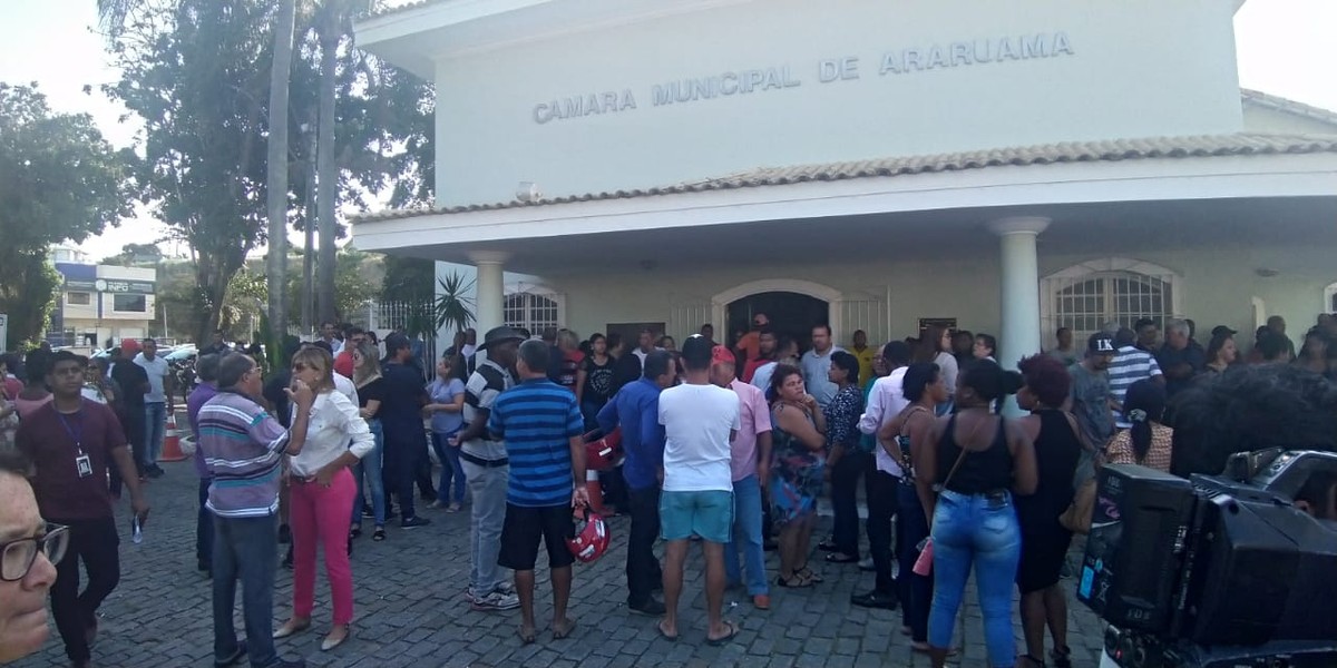 Corpo De Vereador Morto A Tiros é Velado Na Câmara De Araruama No Rj